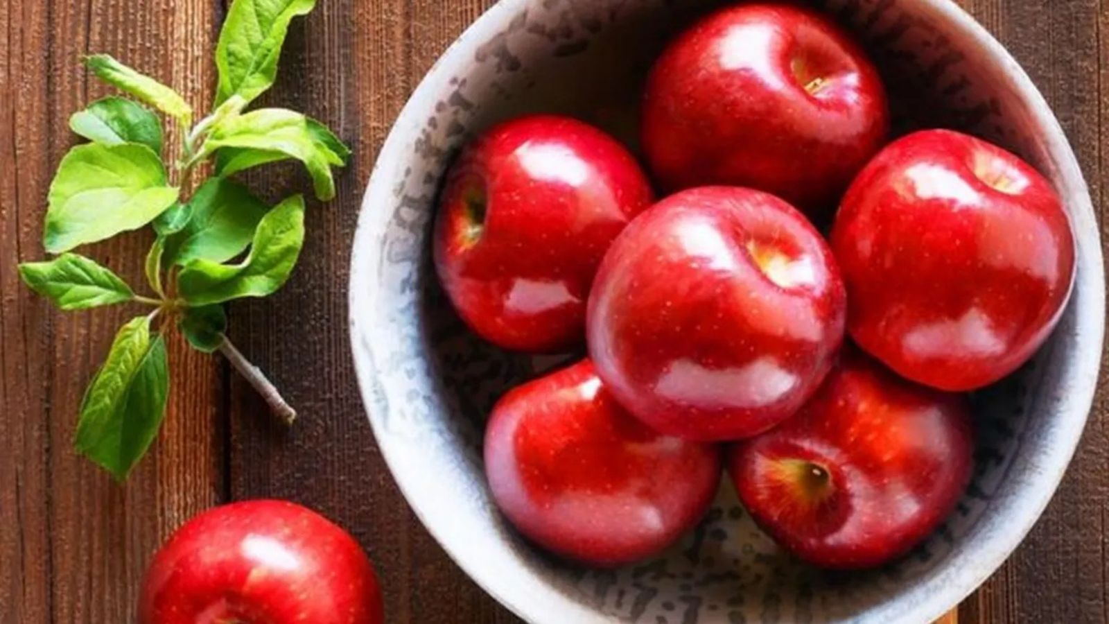 15 Red Foods That Make Party Tables Stand Out - Samppy: Food, Lifestyle ...