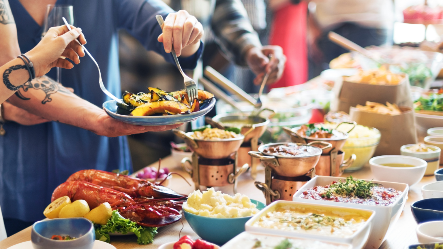 15 Red Foods That Make Party Tables Stand Out - Samppy: Food, Lifestyle ...
