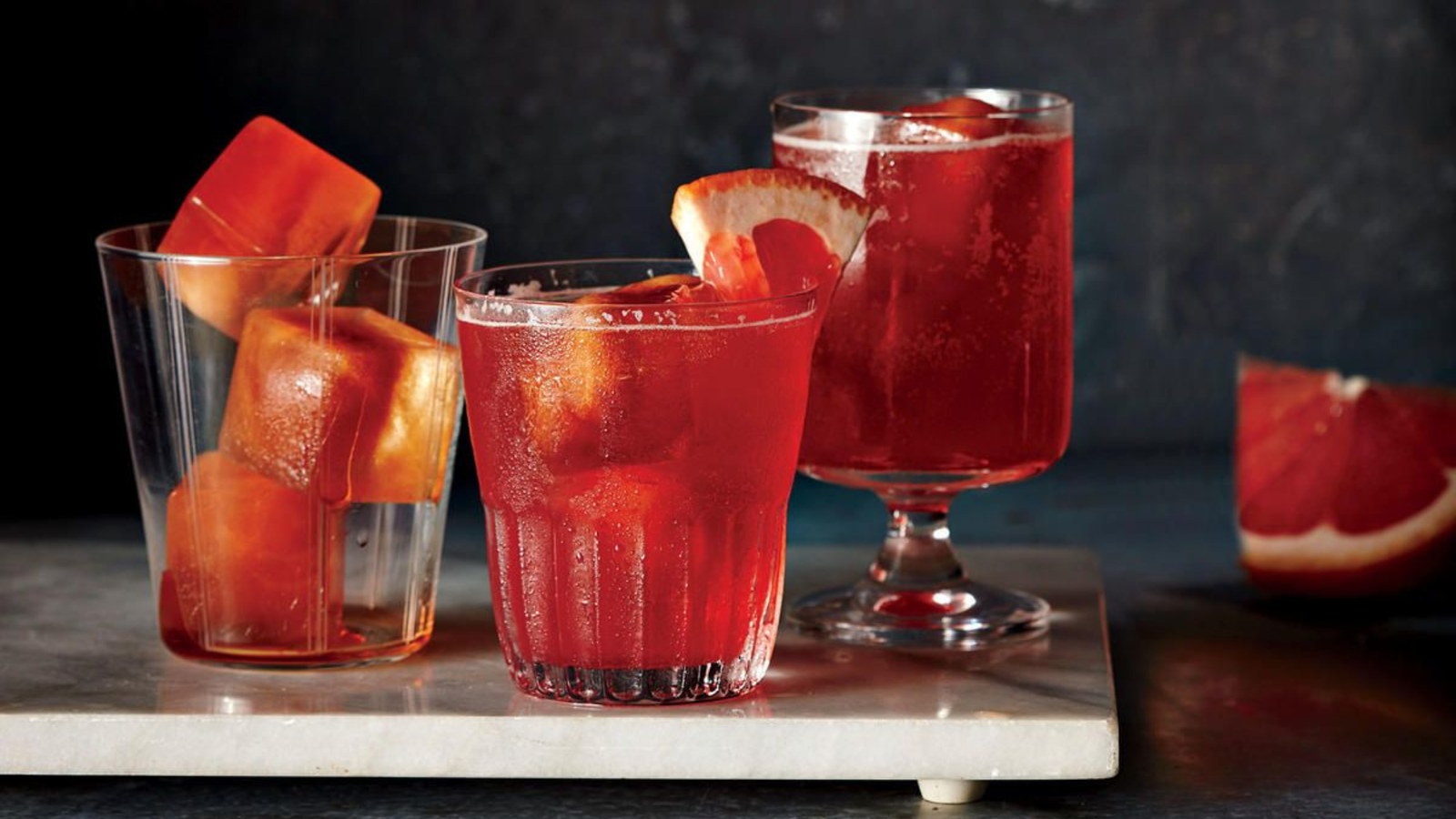 15 Red Foods That Make Party Tables Stand Out - Samppy: Food, Lifestyle ...