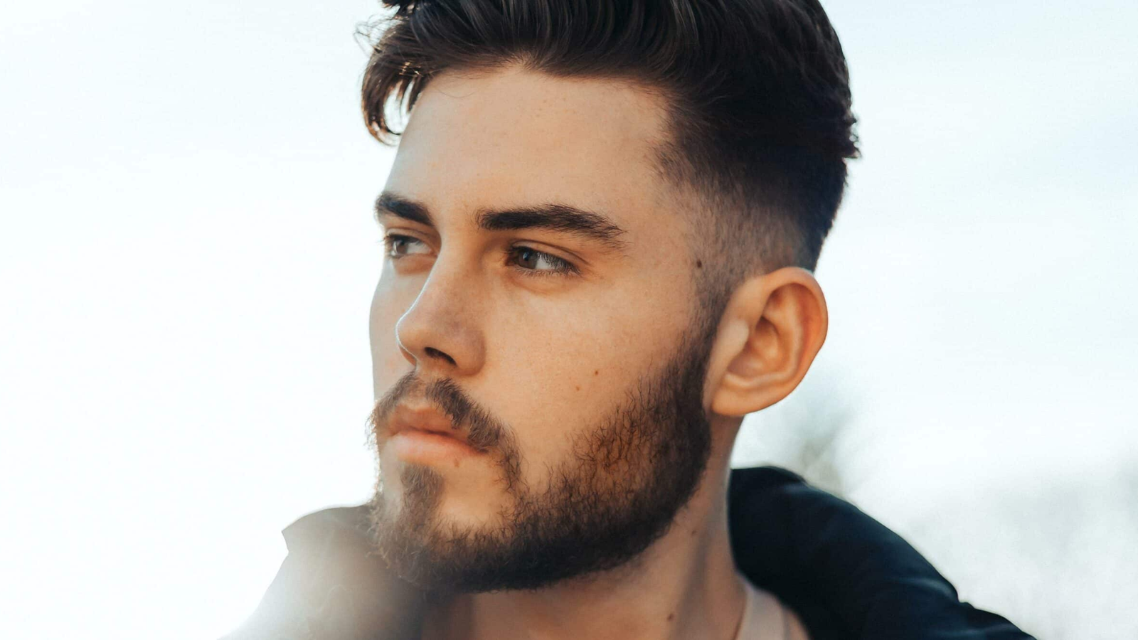 Why Short Hairstyles for Men Are Taking Over in 2025 (Stylist Secrets ...